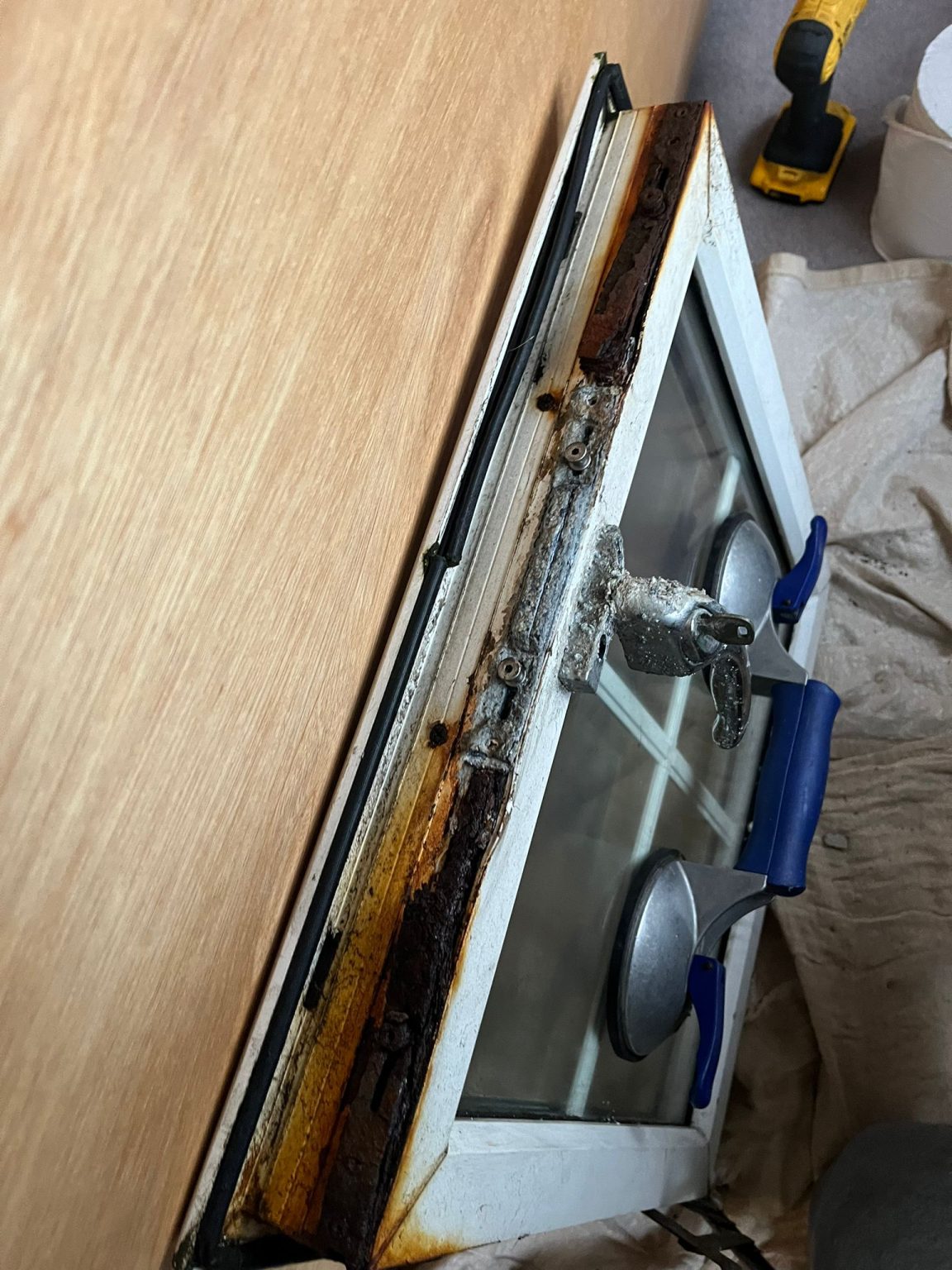 Window Lock Repairs: 8 steps for trouble free locks - Sussex Glazing ...